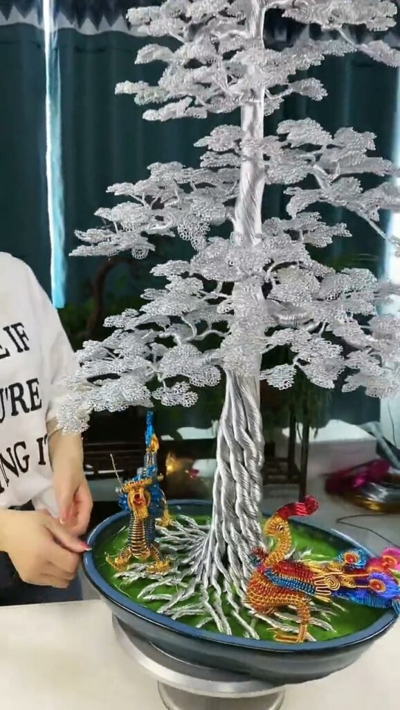 Wire Craft Project: DIY Wire Tree
